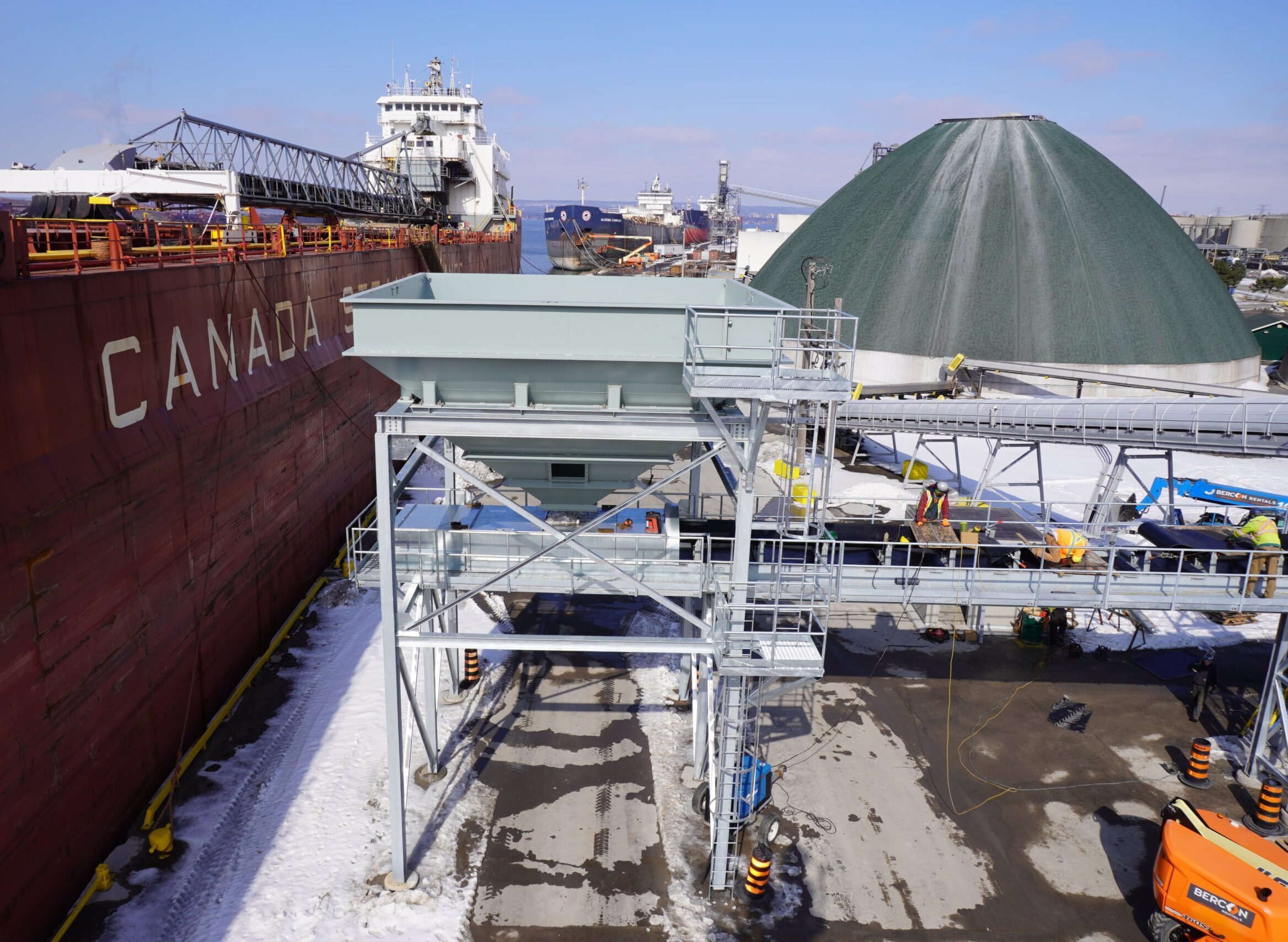 Custom Hopper and Conveyor Solutions for Fertilizer Distribution ...